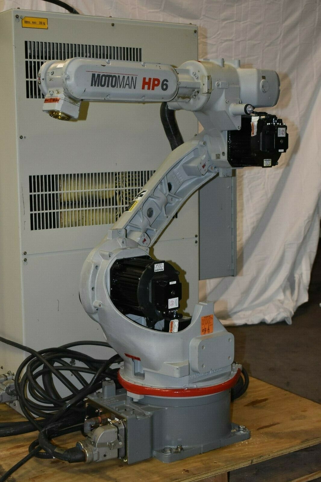 ROBOT HÀN YASKAWA NX100-HP6